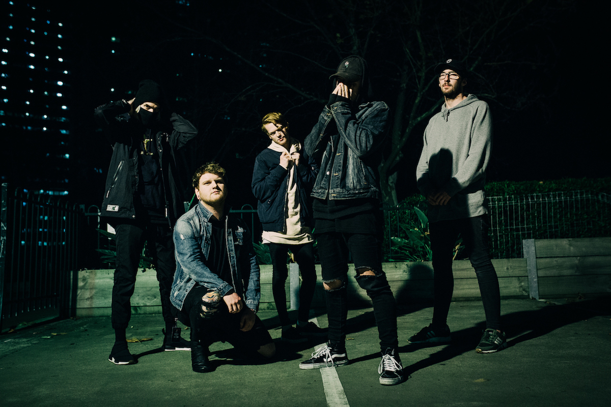 HARD NOISE: ALPHA WOLF // Mono - Hysteria Magazine