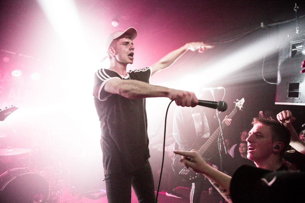 ALPHA WOLF // ... And Out Come The Breakdowns - Hysteria Magazine